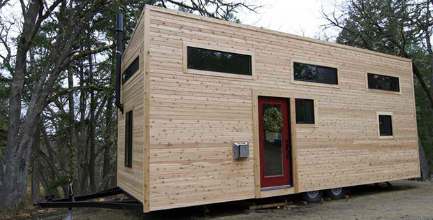 A Convenient Tiny House on Wheels That Will Make You Want to be on the ...